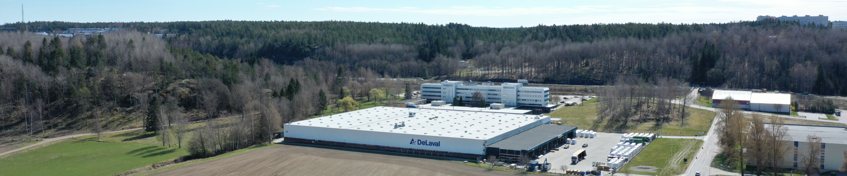 DeLaval invests in its automatic milking facility - DeLaval