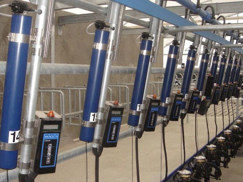 DeLaval Flex visgraat melkstal - DeLaval