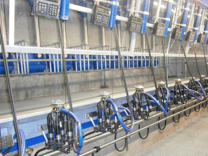 DeLaval Flex visgraat melkstal - DeLaval