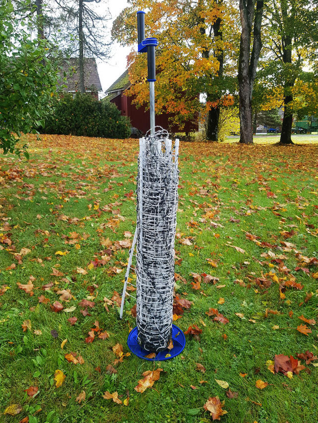 Sheep net rewinder complete - DeLaval